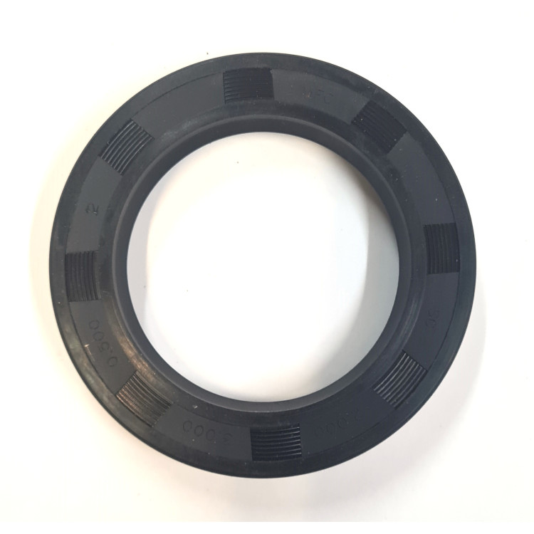 4520R. 2HA & 4HA. Salisbury Axle Rubber Outer Rear Hub Seal. 2HA-032 C1481